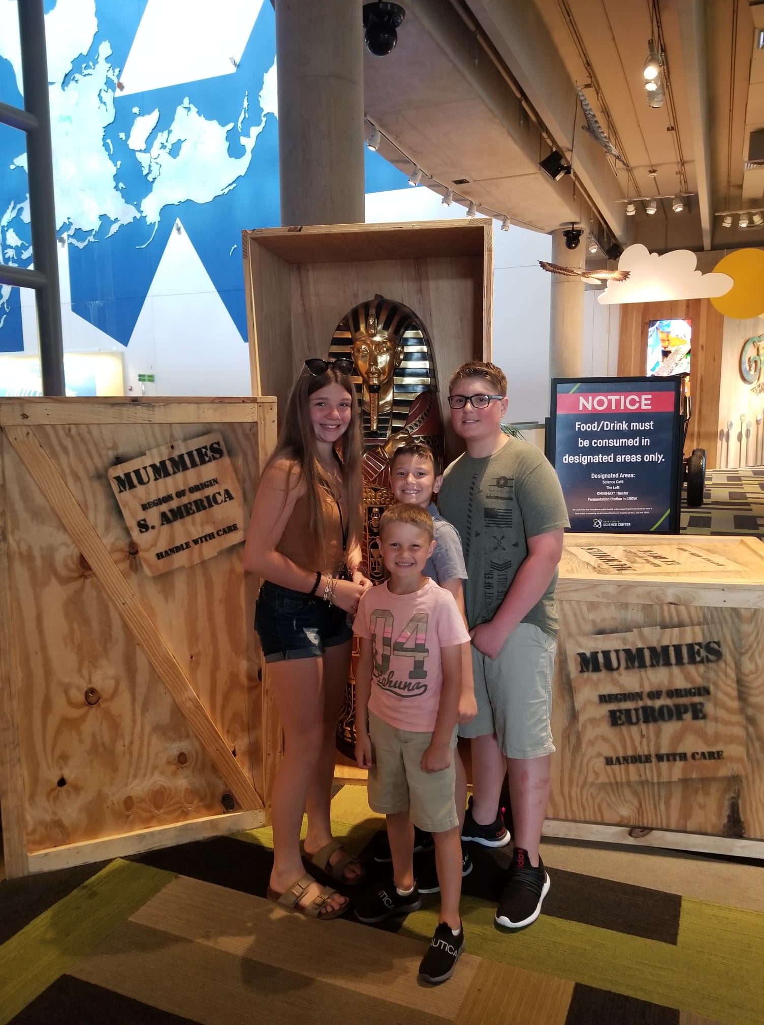Unique-Road-Trip-Stops-in-the-Midwest-St.-Louis-Science-Center ...